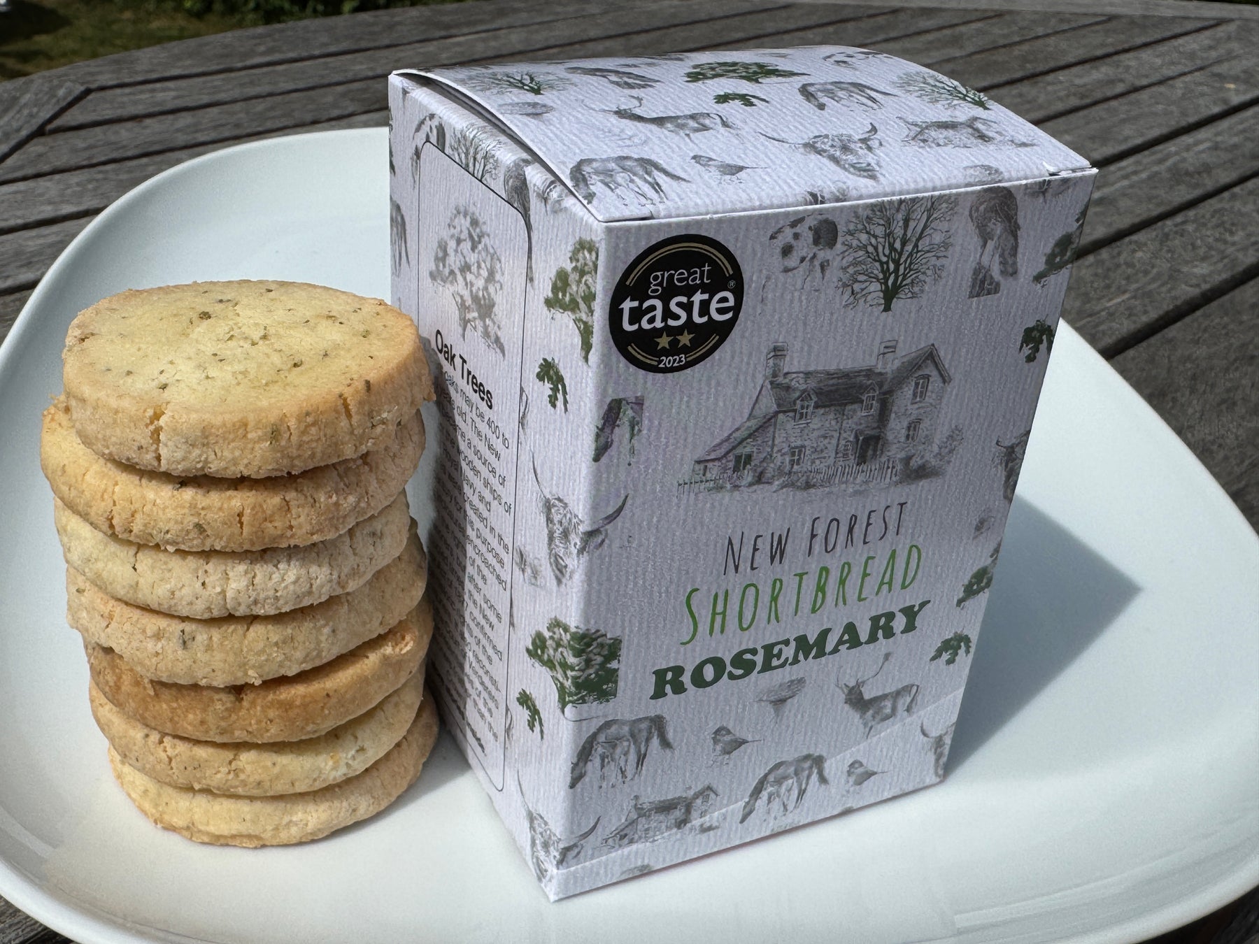 Rosemary Flavoured New Forest Shortbread - Box of 8 | All Butter ...